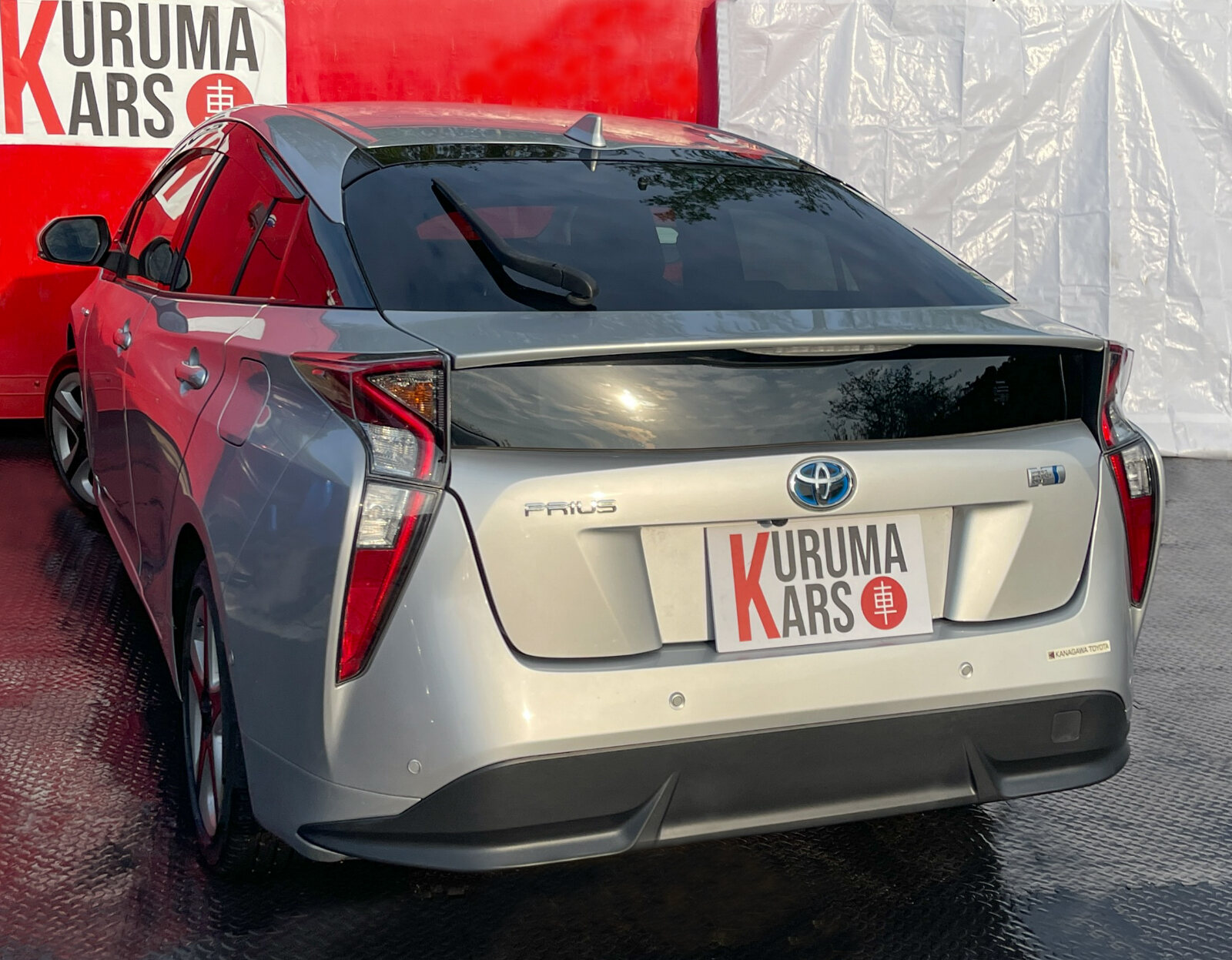 TOYOTA PRIUS HYBRID – 2018 – ONLY 38,000KM! – www.kurumakars.com