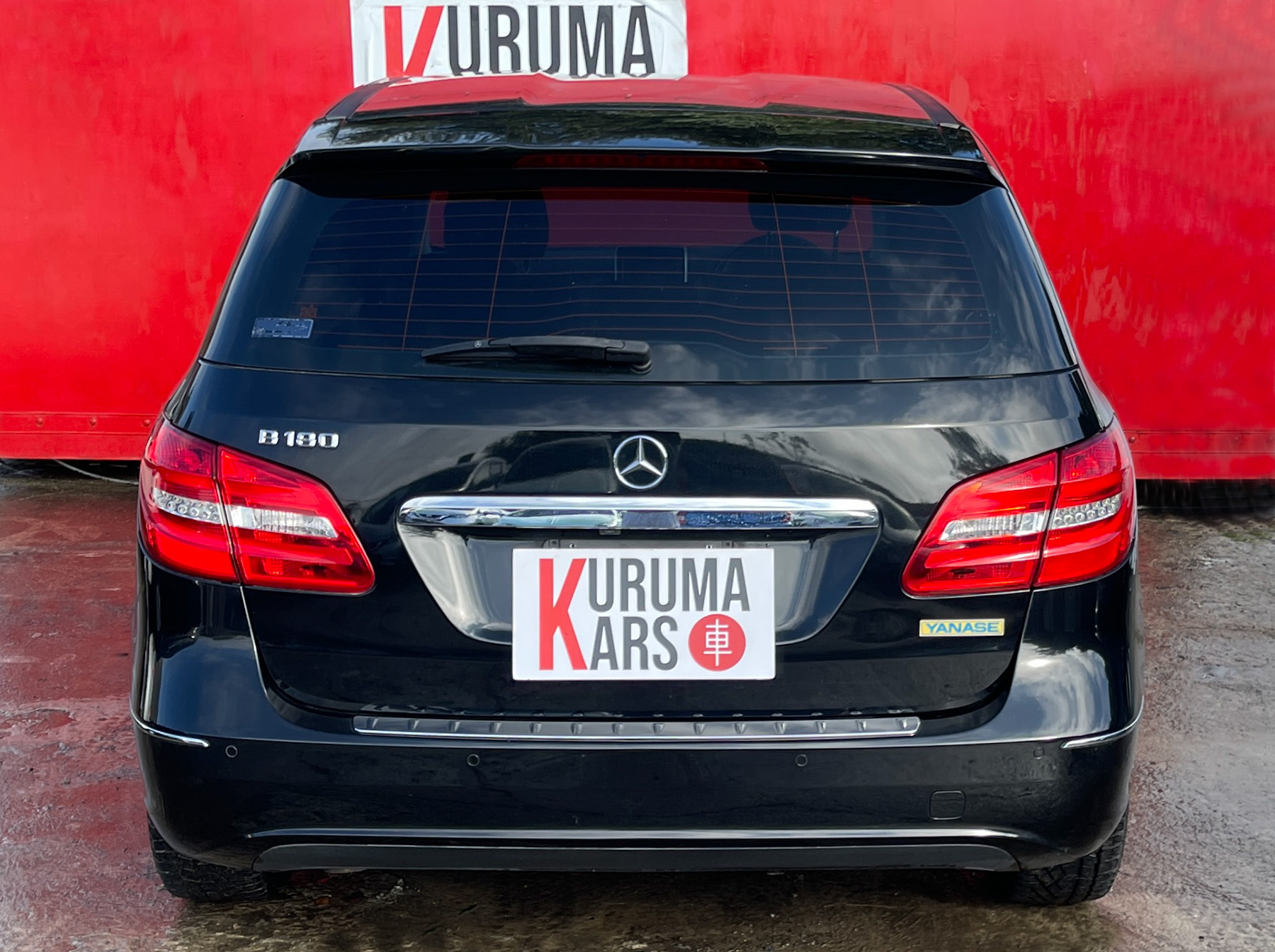 MERCEDES-BENZ B180 – 2014 – 86,000KM – FULL LEATHER – www.kurumakars.com